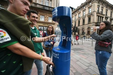 37983489-John Devlin 22 07 2019. GLASGOW. BUCHANAN STREET. TOP UP FROM ...