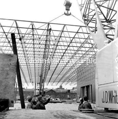 23494362-Yorkshire Post Buildings The new 8,000 square foot roof ...