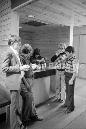 23731014-1974 Sutton Centre School - Iconic Media Group | Newsprints