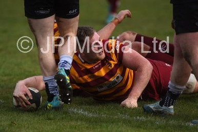 38903614-Fylde v Luctonians. Hallam Chapman with a try. - National ...