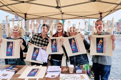 39048383-Pictures Martin Bostock. Artisan Market in Kirkham. Artist ...