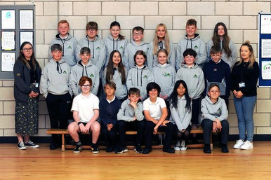 39725443-2023 Fife Free Press P7 class photograph. Dunnikier Primary ...