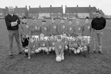 24544824-1990 Robin Hood Colts U11 FC - National World | Newsprints