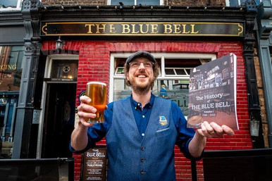 39732828-For Post Script - The Blue Bell, Fossgate, York. Pictured John ...