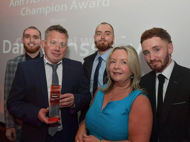 39732905-Sean Carlin accepts the Ann Herron Community Champion Award ...