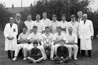 20131254-1966 Mansfield Racecourse Cricket Team - National World ...