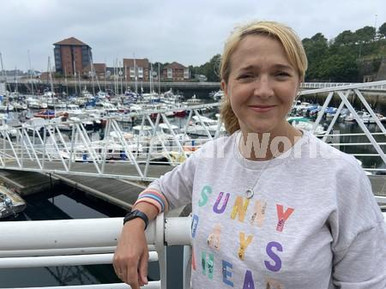 39539237-Julie Lamb enjoying a sunny day Sunderland Marina. . Picture ...
