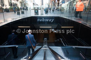 31354225-24 08 15 . GLASGOW. Glasgow Subway , underground, SPT ...