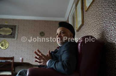 31165070-John Devlin. 24 07 15 . GLASGOW. Portrait of Habib Malik ...