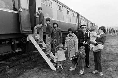20024838-1968 Clipstone Welfare annual outing - National World | Newsprints