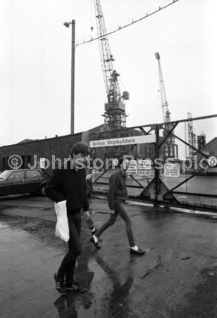20377759-Henry Robb s Shipyard, Leith. January 1984 Two workers outside ...