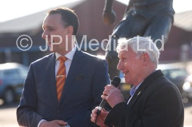 38994899-Tribute to Blackpool FC a record goalscorer Stan Mortensen ...