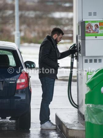 29712165-Photographer Ian Georgeson, 07921 567360 Asda petrol prices ...