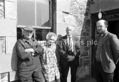 20378014-Reverend David Shawcross right with Councillor George Innes ...