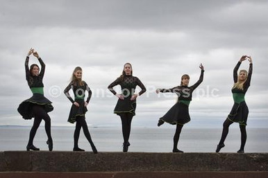 27127453-6th March 2014, edinburgh, UK. Dancers on Portobello Promenade ...