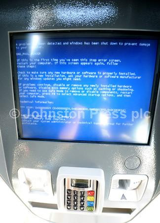 27807222-PIC LISA FERGUSON 31 05 2014 First day of the Edinburgh Trams ...