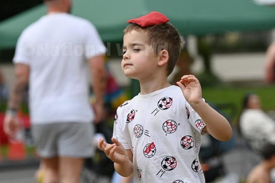 39734051-Jack Innes concentrating on winning the bean bag race at the ...