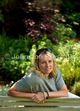 24959400-PIC PHIL WILKINSON. TSPL JOHNSTON PRESS EN PICS Clare Smith ...