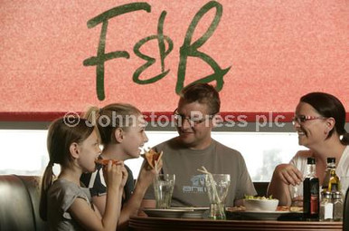 25086066-Gary Halliday, with Jilly, Amy, 14, and Robin, 9 enjoy Frankie ...