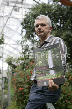 25180866-Dr Ian Edwards head of the Talking Science project who are ...