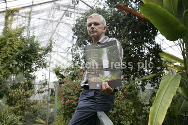 25180865-Dr Ian Edwards head of the Talking Science project who are ...