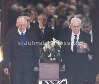 30286735-EN on shift The funeral of former Hearts and Tottenham ...