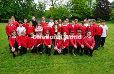 39800730-Derbyshire Times year 6 school leavers picture. Staveley ...
