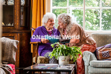 39805726-YP Magazine - Rachel Carlton, and her daughter Allegra Carlton ...