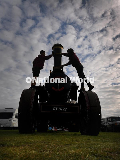 39852847-Kriss Burkinshaw from Haxey with his son Harry clean there ...