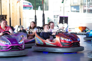 39857835-Halifax fun fair at North Bridge YPN-231009-125207005 YPN ...