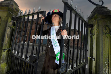 39858597-Local historian Helen Howell giving a talk on Preston ...
