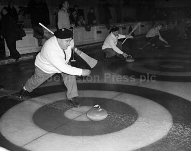20004552-Curling at Haymarket Ice Rink - Canadian v Scottish Counties ...
