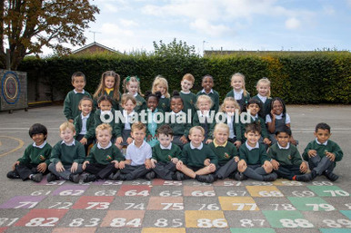 39877240-Pictured - Gatcombe Park Primary School Reception Class Photos ...