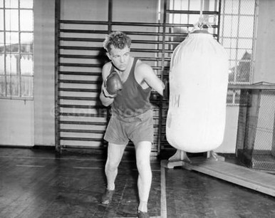 20004560-Norman McBain - Boxer - Cameron Highlanders Cruise Weight ...