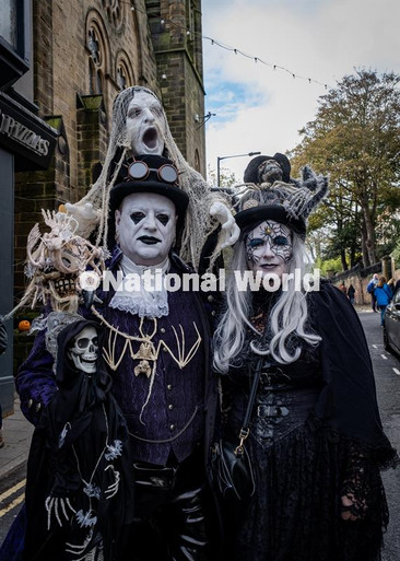 39883023-Whitby Goth Weekend 28th October, 2023. Wendy and Paul Marsden ...