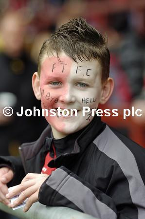 20941543-Fleetwood Town v Luton Town. Pictured is Ty Isaksern ...
