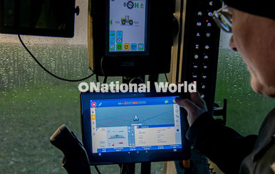 39893157-Andrew Manfield of Manterra Ltd situated near Beverley with ...