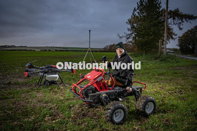 39893162-Andrew Manfield of Manterra Ltd situated near Beverley with ...