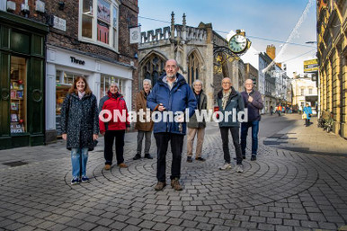 39896178-Members of the York Clock Group Yvonne Harmer, Andy Robertson ...
