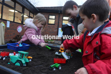 39896784-Rickleton Primary School new recycled playground. NEP-231122 ...