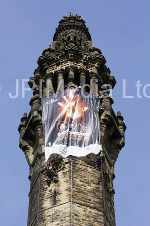 39406814-Cleckheaton firefighters launch moor fire awareness campaign ...