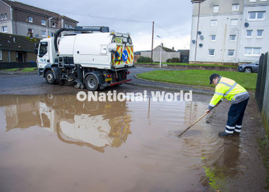 39911695-PIC LISA FERGUSON 28/12/2023 Aftermath and flood damage from ...