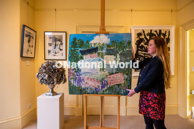 39915836-108 Fine Art Gallery in Harrogate, North Yorkshire, are ...