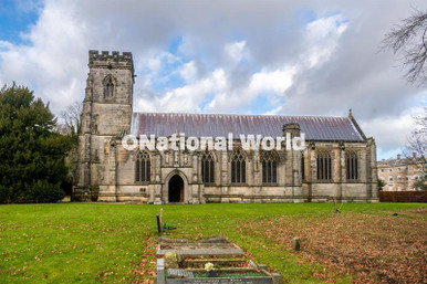 39920595-Sledmere - Village of The Week. Pictured St Mary's Church ...