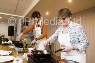 39427358-World Dock Pudding Championship at Mytholmroyd Community ...