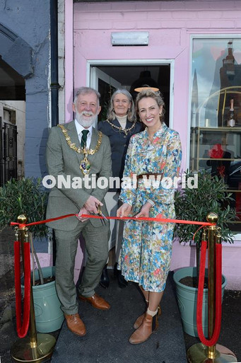 39921013-The Mayor sand Mayoress of Rotherham Cllr Robert and Mrs ...