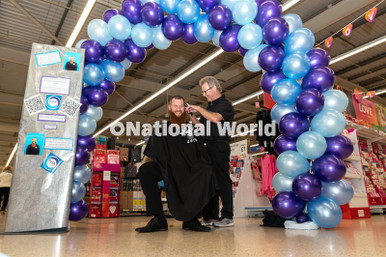 39922414-Store Manager of Tesco in Leyland Stephen Gibbons had his ...
