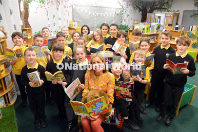 39922819-Local author Liz Million opens the new Fatfield Academy ...