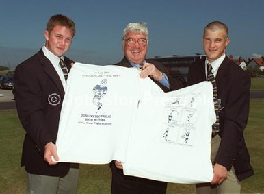 20328081-Frank Carson with Aodhan Carson left and David Wiseman right ...