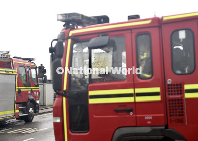 39932458-Firefighters tackle a fire at The Osborne View hotel and pub ...